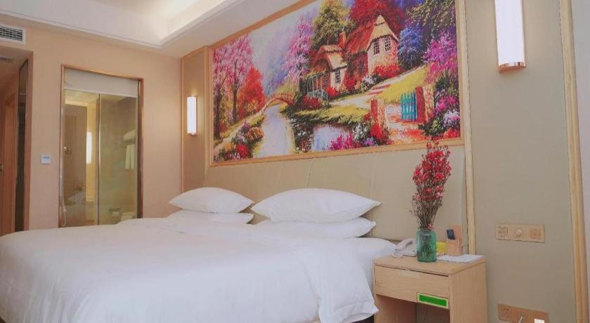 Vienna Hotel Bishan Central Street, Zengjia (updated prices 2025)