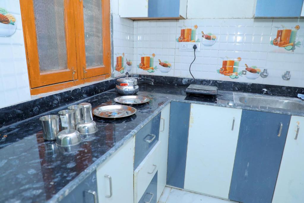 Entire home in Modipuram, Jāmb (updated prices 2025)