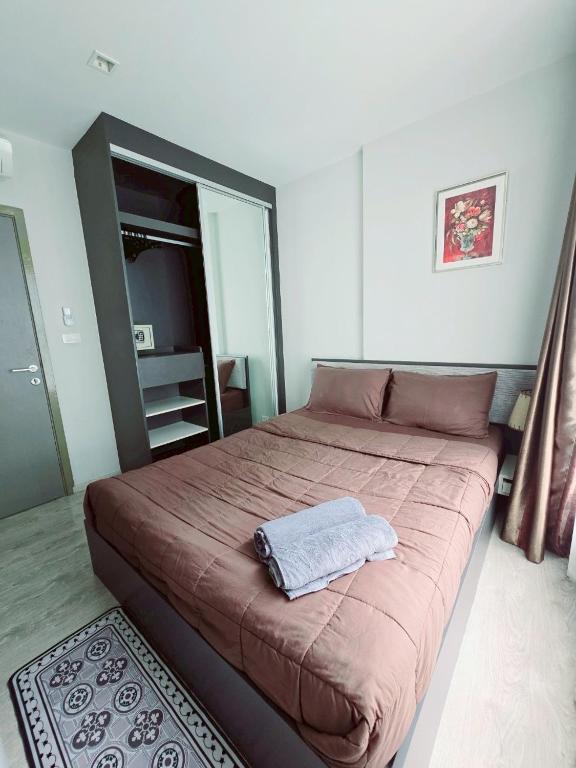 The Base Pattaya 5MinsWalktoBeach Washer5分钟到海滩 2 by Bee蜜蜂, Ban Chek ...