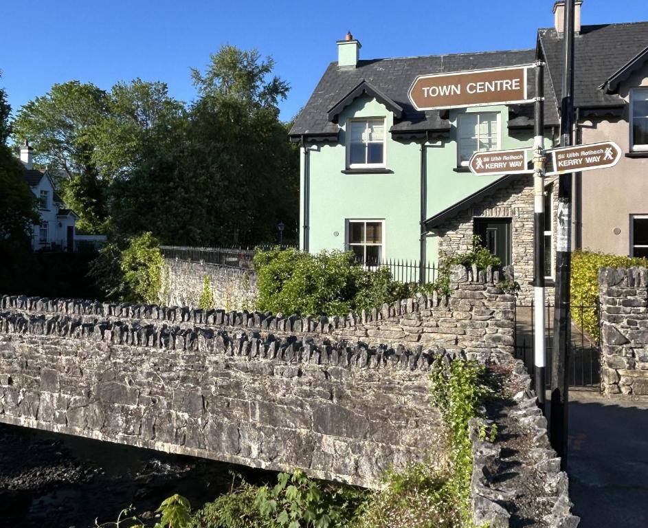 3 bedroom townhouse in the heart of Kenmare, Kenmare (updated prices 2025)
