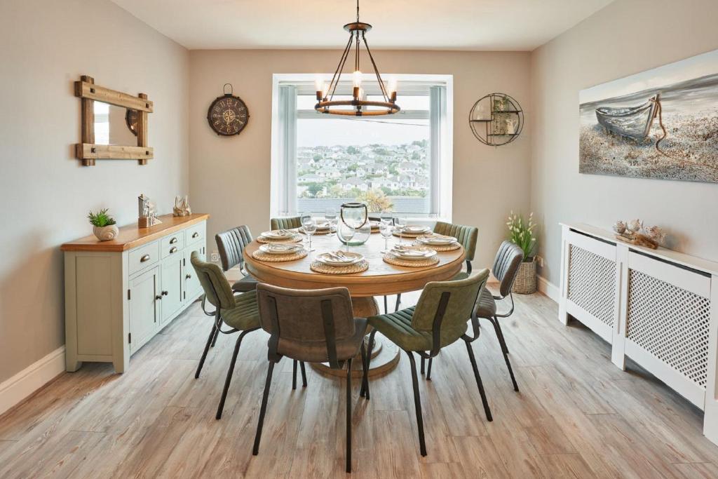 Sandy Steps, Perranporth (updated prices 2026)