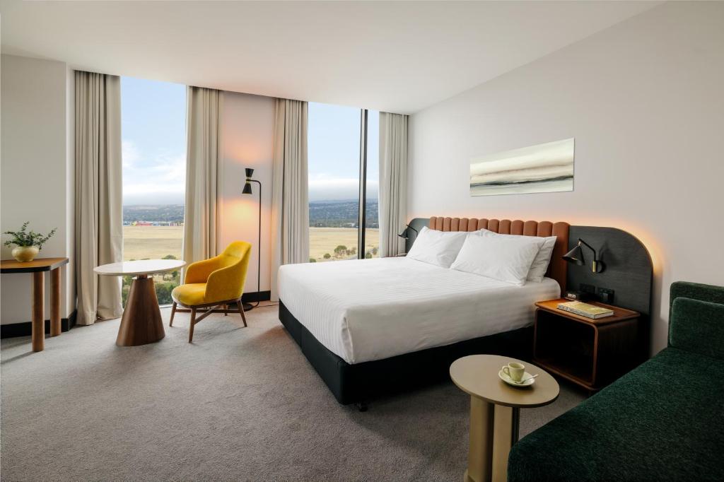 Crowne Plaza Adelaide Mawson Lakes by IHG, Adelaide (updated prices 2025)