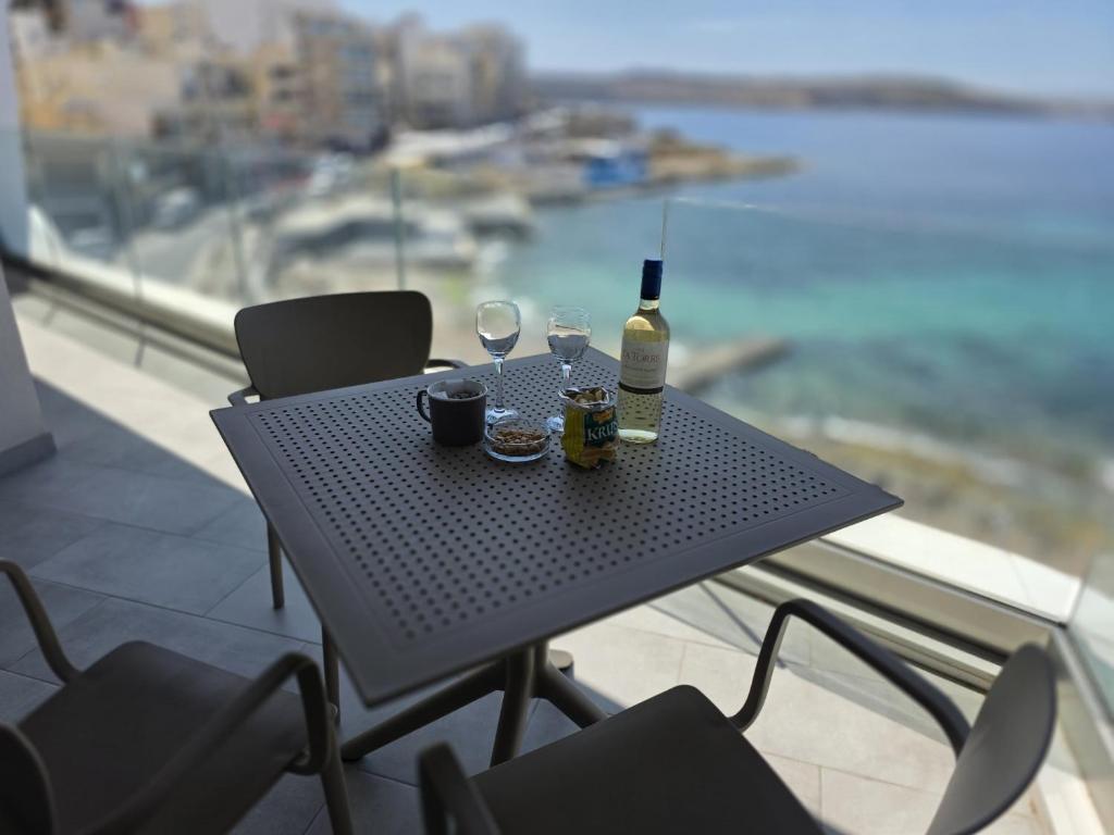 Central Luxury Seafront, Bugibba, St Paul's Bay (aktualisierte Preise ...