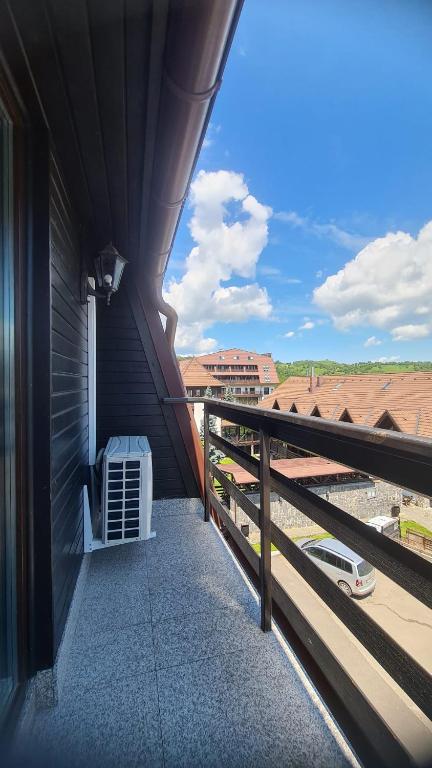 New Wolf, Bran (updated prices 2025)