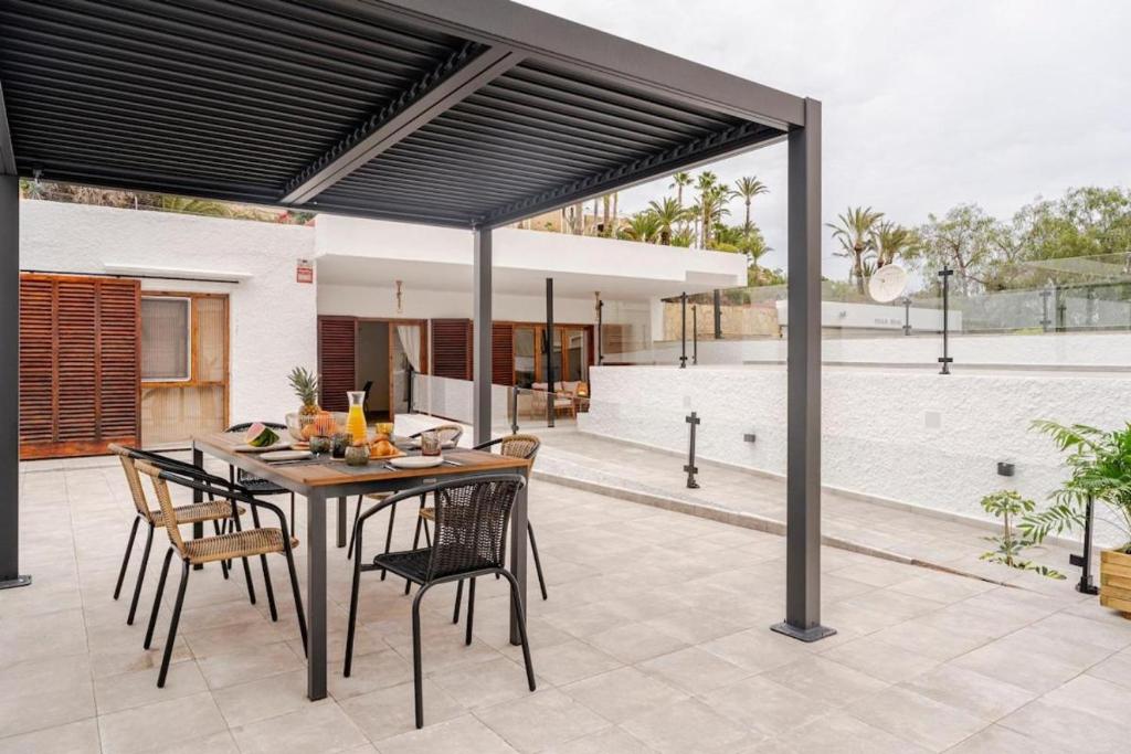 Espectacular Casa en Cala Lanuza, El Campello (updated prices 2025)