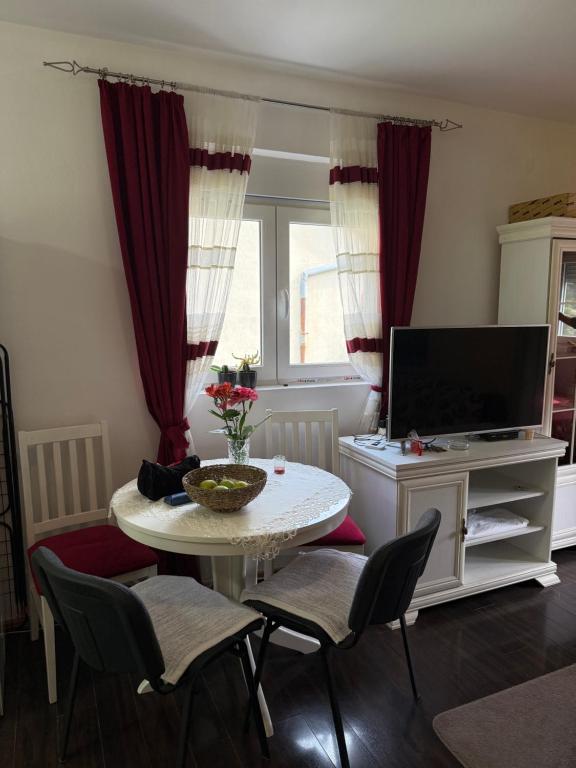 Risan Bay Breeze, Risan (precios actualizados 2025)