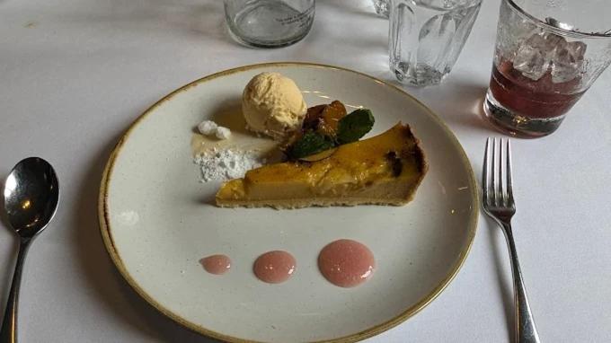 The Old Bridge, Huntingdon (updated prices 2025)