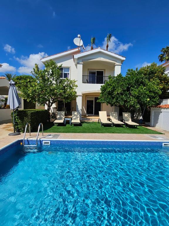 Villa Sofia, Coral Bay (updated prices 2026)