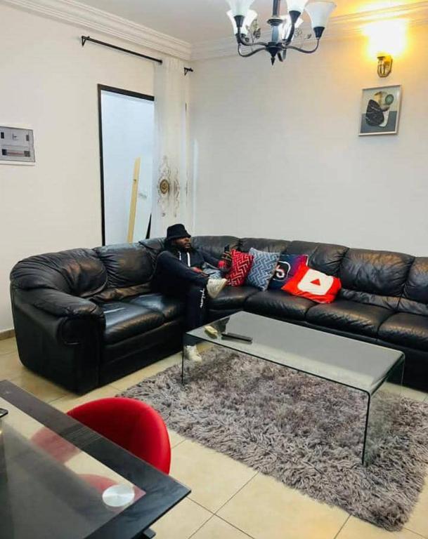 Services Meublé, Douala (updated prices 2025)