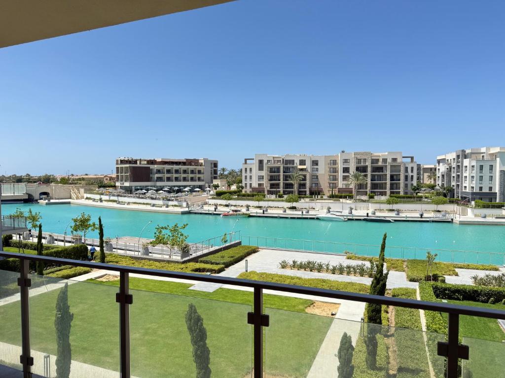 Marassi Marina Residences 3 bedrooms with nanny Apartment Marina Canal ...