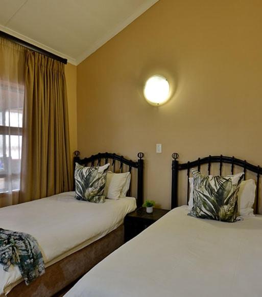 Monateng Safari Lodge, Wallmannstal (updated prices 2025)