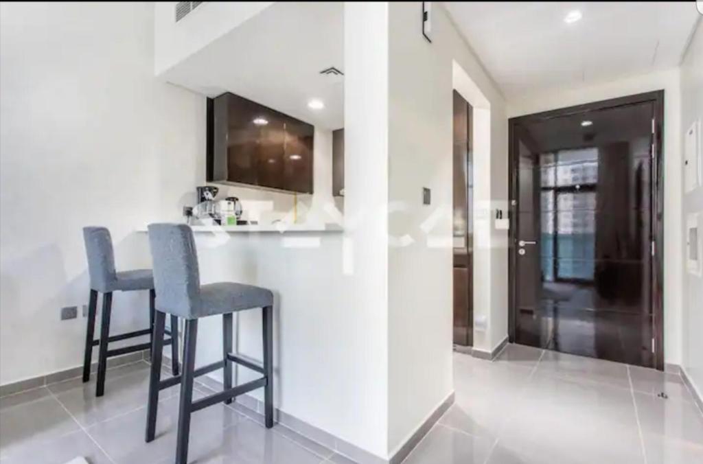 杜拜Damac Merano Towe 1410,Luxery apartment（2025 年最新房價）