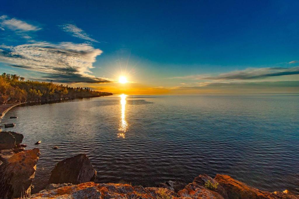 Incredible Views w Garage on Lake and bike trail, Tofte (updated prices ...