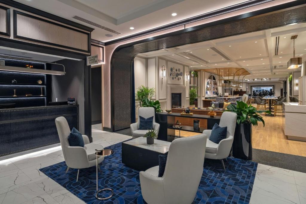 The Vanguard Ann Arbor, Autograph Collection, Ann Arbor (updated prices ...