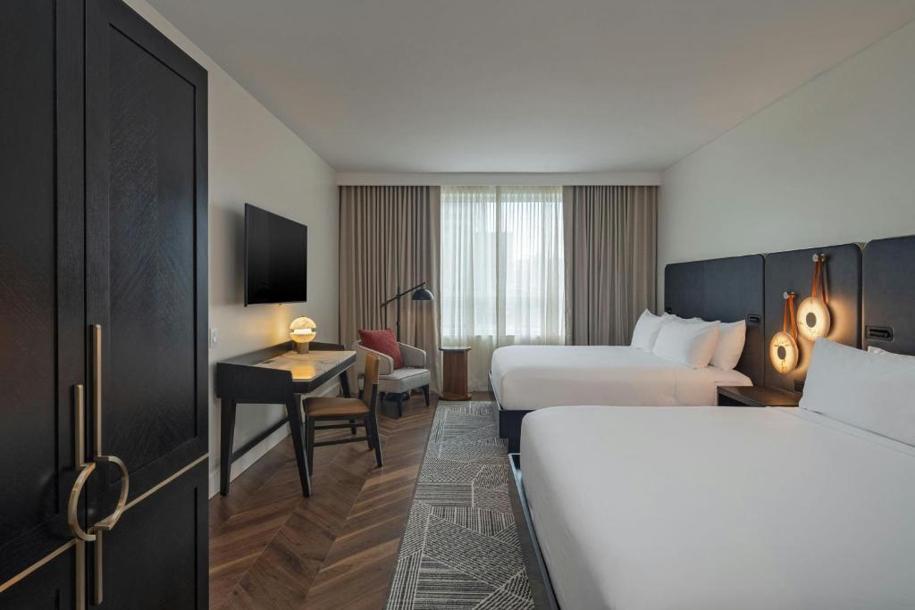 The Vanguard Ann Arbor, Autograph Collection, Ann Arbor (updated prices ...