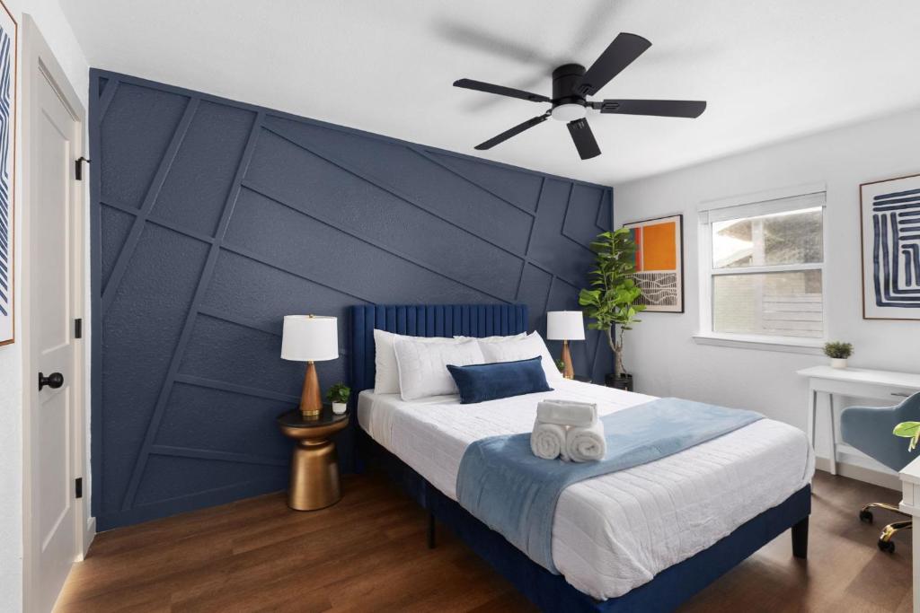Posh & Serene 2BR w Private Patio, Austin (updated prices 2026)
