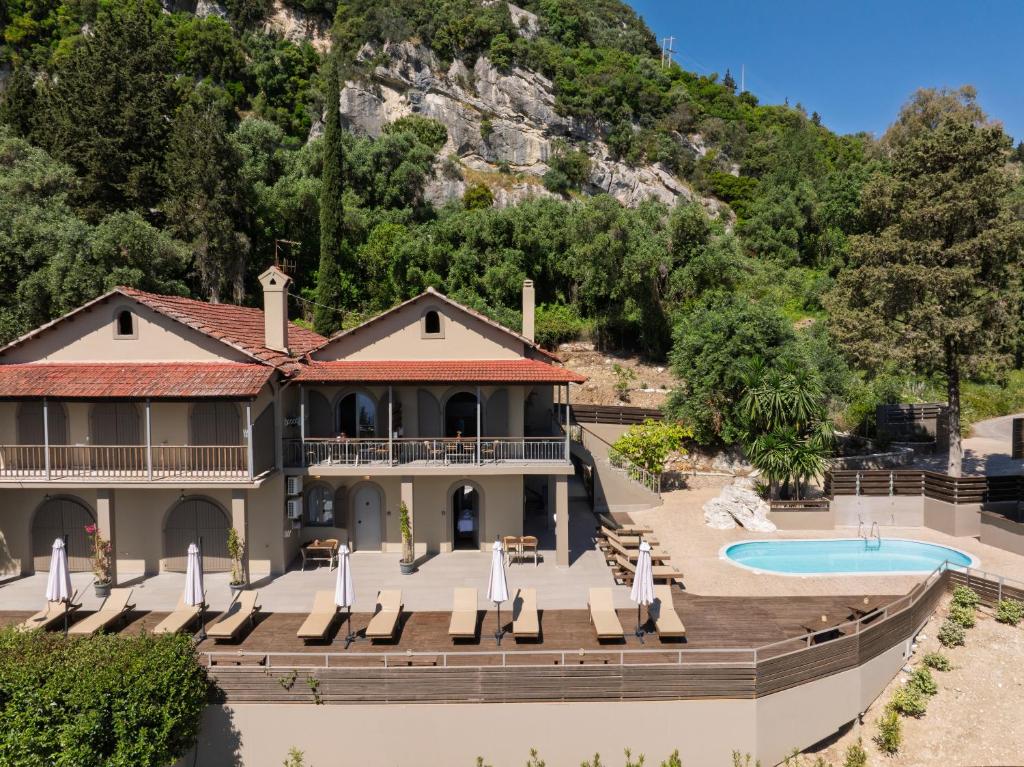 The Summit Escape House, Achílleion (harga terbaru 2025)