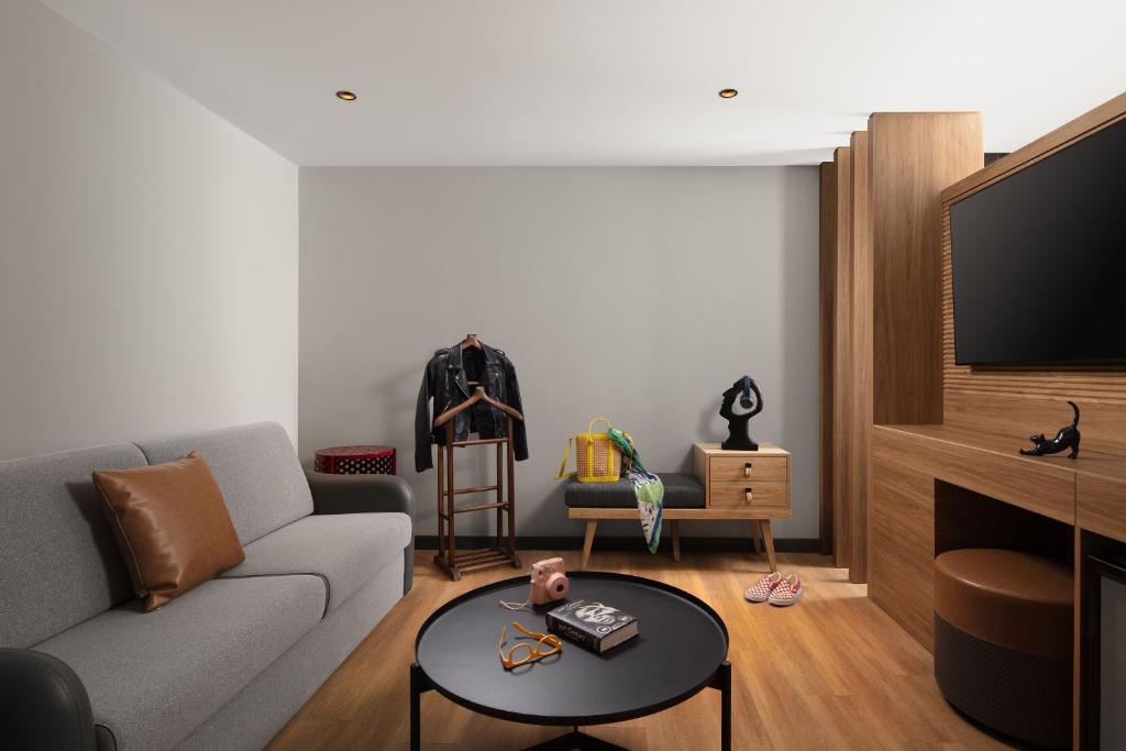 Moxy Istanbul Taksim, Istanbul (updated prices 2025)