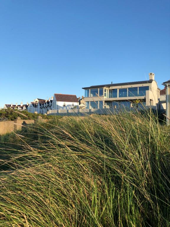 Blackrock Beach House, Portrush, Portrush (updated prices 2026)