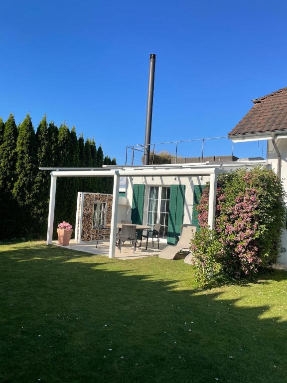 Traumwohnung in 3 Minuten zum Bodensee, Dozwil (актуальные цены 2026 года)