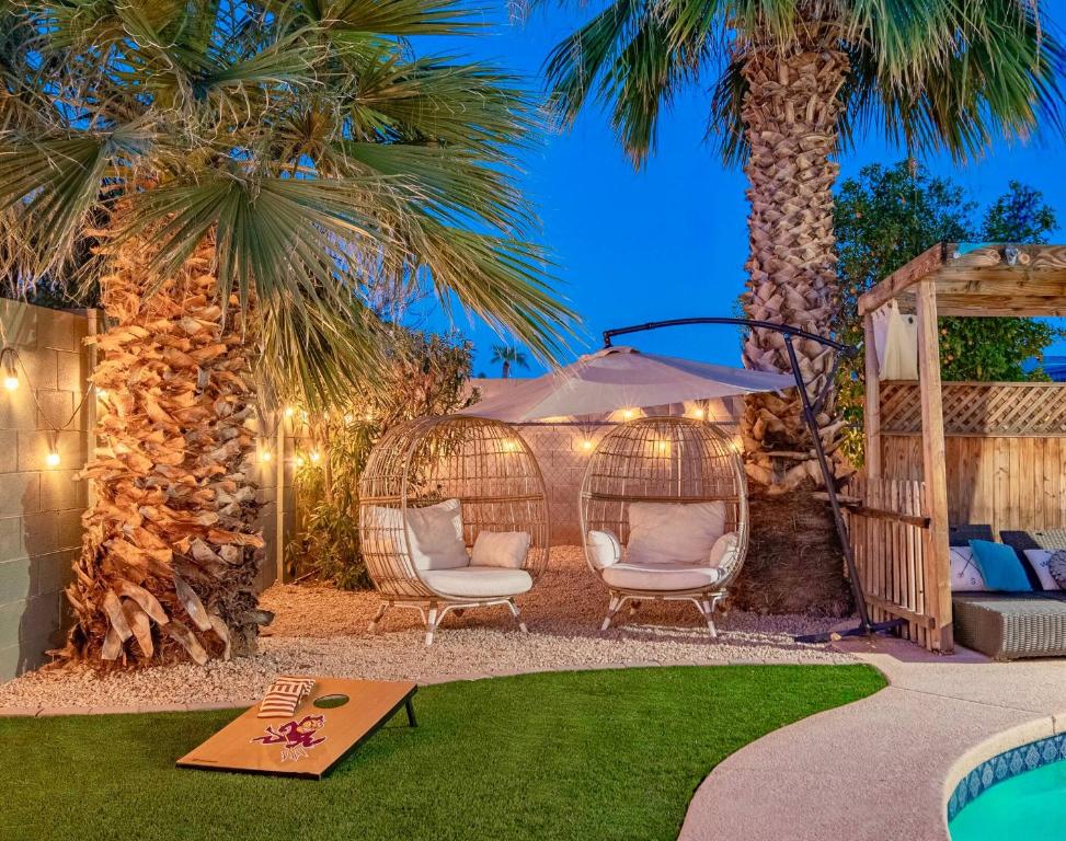 Private Pool • Pool Tbl • Games • Workspace • Pets, Phoenix (updated ...