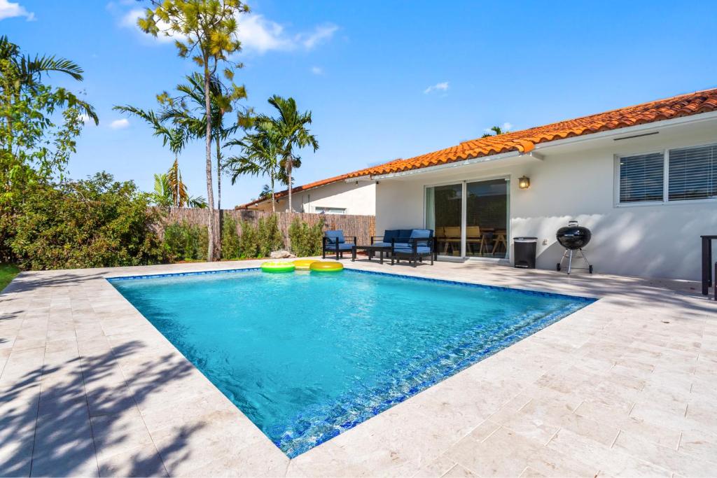 6BR 3BA Heated Pool Miami Vacation, Miami (precios actualizados 2025)