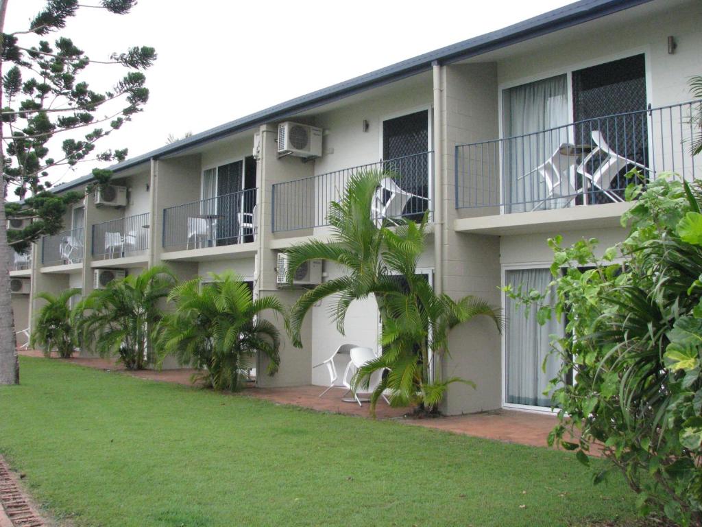 Cardwell Beachcomber Motel & Tourist Park, Cardwell (updated prices 2025)