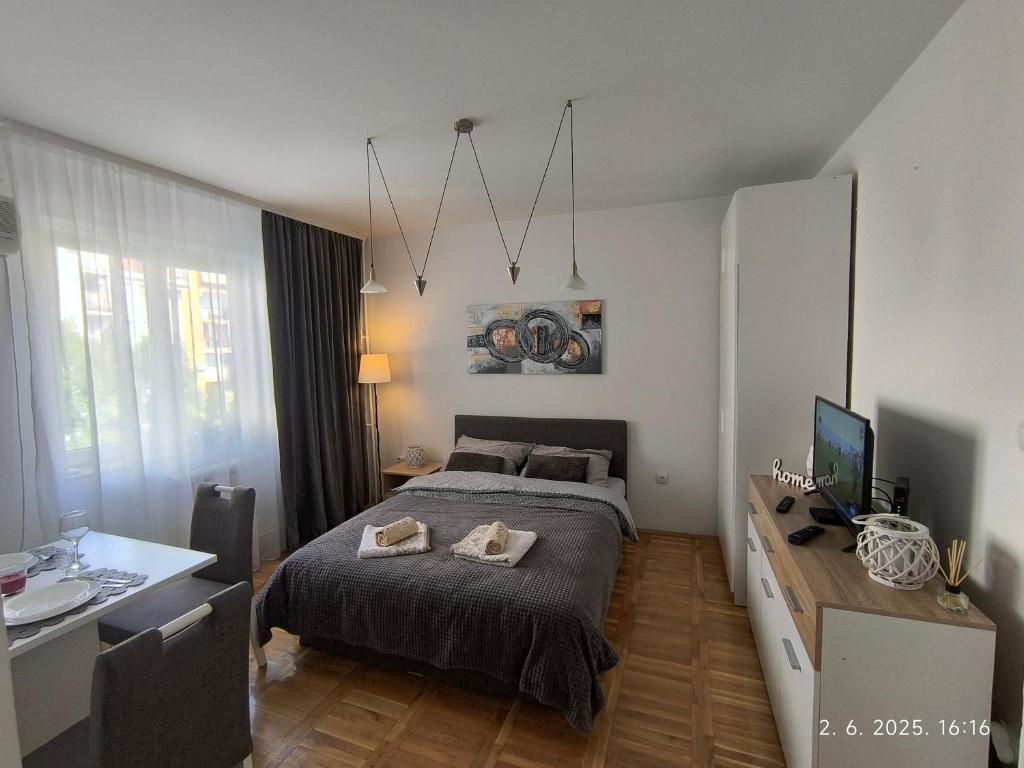 Marigold NS, Novi Sad (updated prices 2025)