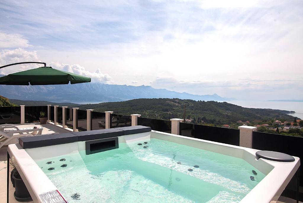 Holiday Home Insula, Selca (updated prices 2026)