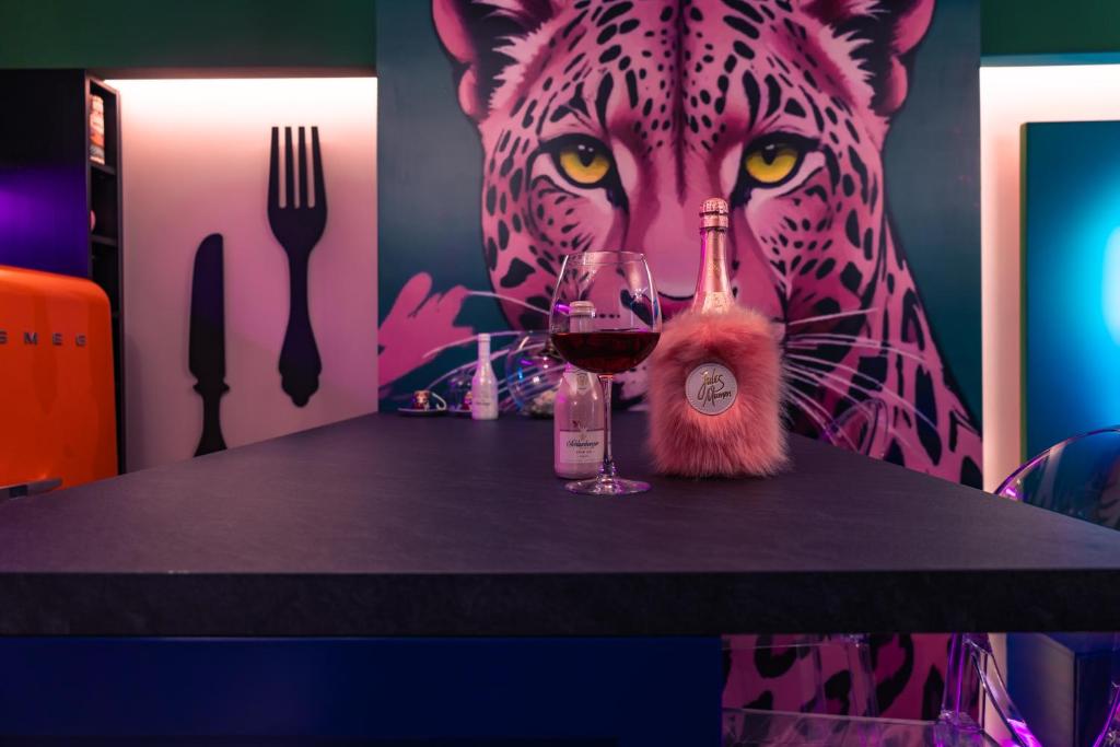 塞拉耶佛Golden Fish in Jungle Jacuzzi Sauna Sarajevo（2025 年最新房價）