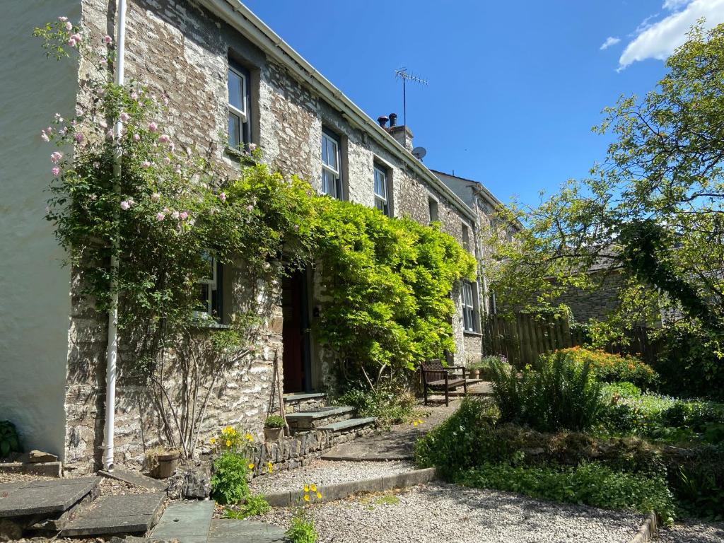 Barnhaven, beautiful converted coach house in National Park, Brigsteer ...