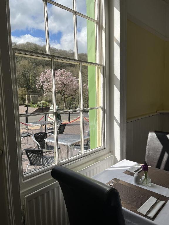 The Tontine Hotel & Bar, Ironbridge (updated prices 2025)