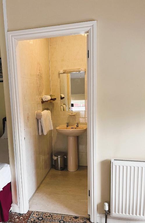 The Tontine Hotel & Bar, Ironbridge (updated prices 2025)
