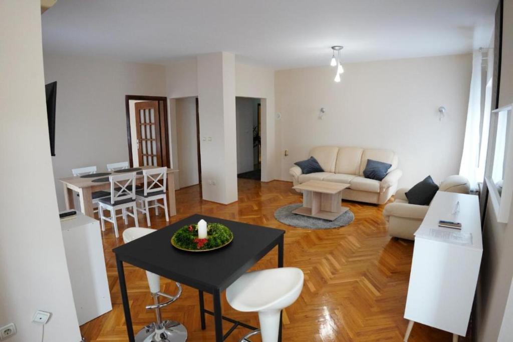 Apartmani Kula - Vila, Novi Banovci (precios actualizados en 2026)
