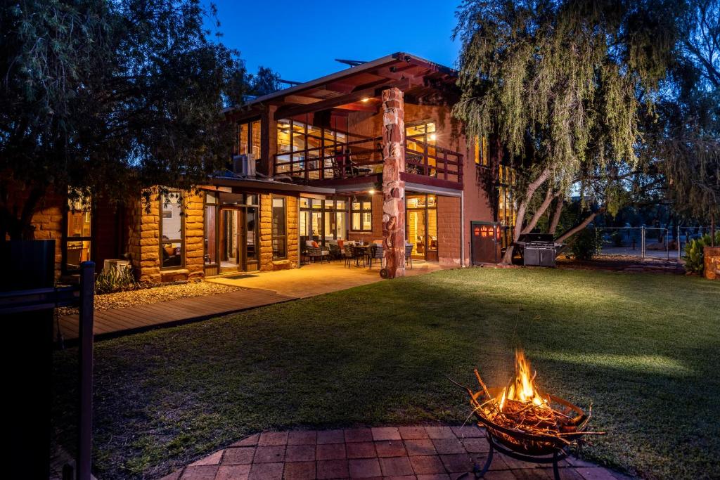 Sturt Desert Pea House, Alice Springs Airport (updated prices 2026)