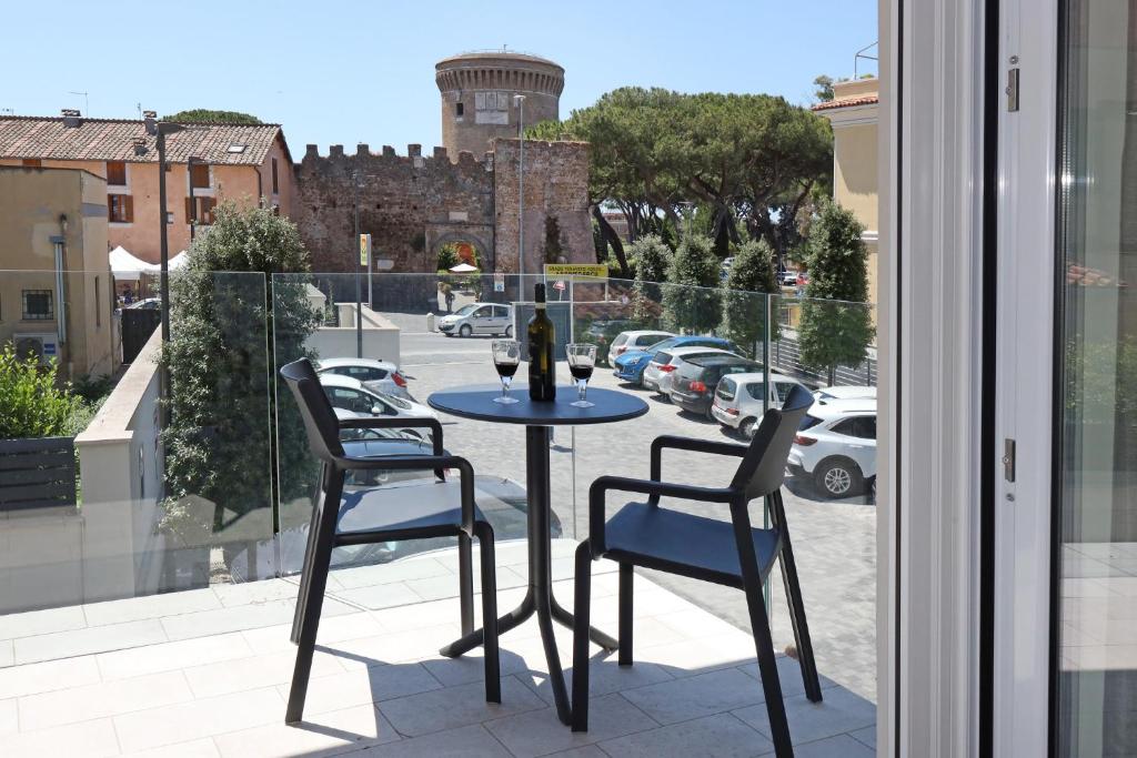 Little Flat - Cozy Stay with Borgo view, Ostia Antica (updated prices 2025)