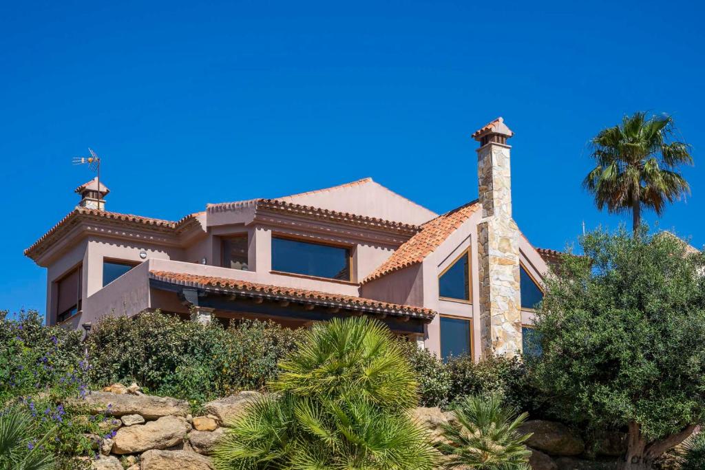 Luxe Alcaidesa Villa By the Sea, Alcaidesa (updated prices 2026)