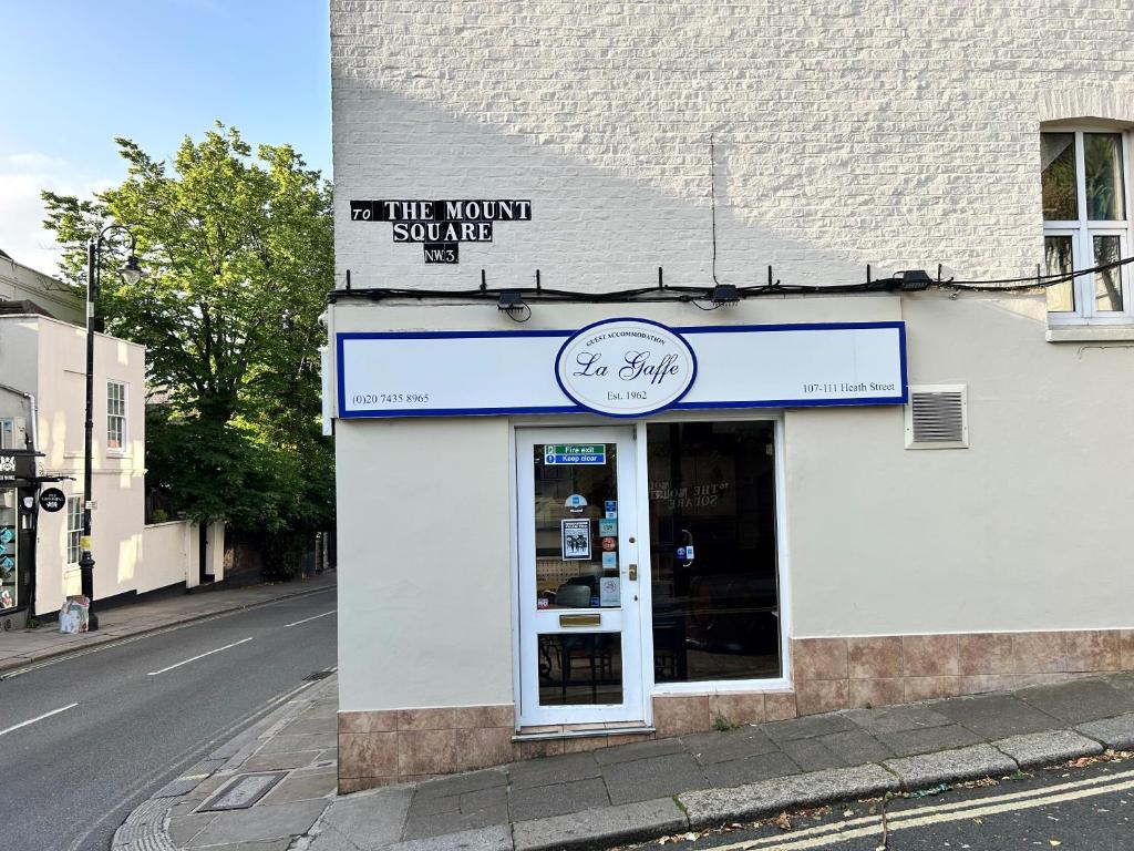 La Gaffe - Bed and Breakfast, London (updated prices 2025)