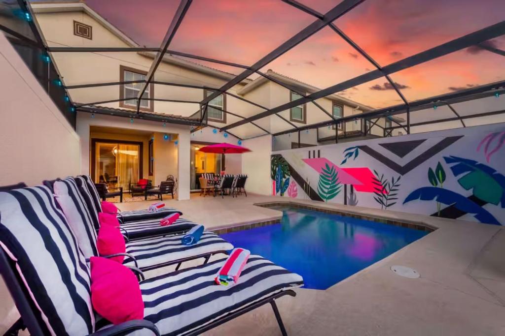 Cabana Oasis - Colorful Style and the vibes of a paradise oasis awaits ...