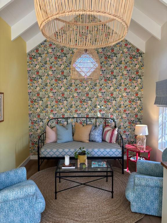 Bramley Cottage, Cheverells Farm, Grabouw (updated prices 2026)