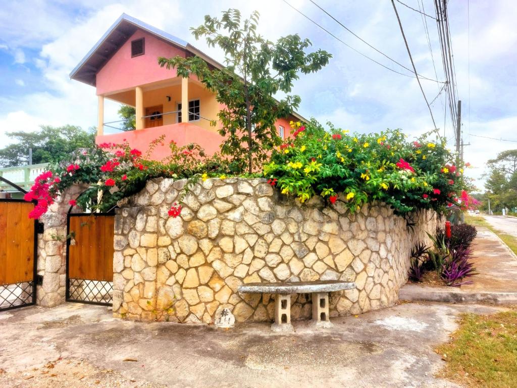 Stoney Gate Cottages, Negril (updated prices 2025)