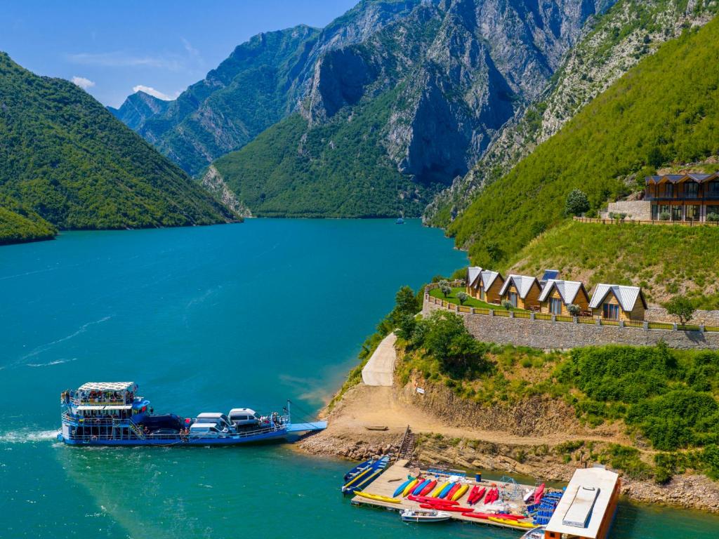 5 Stinet, Koman (updated prices 2025)