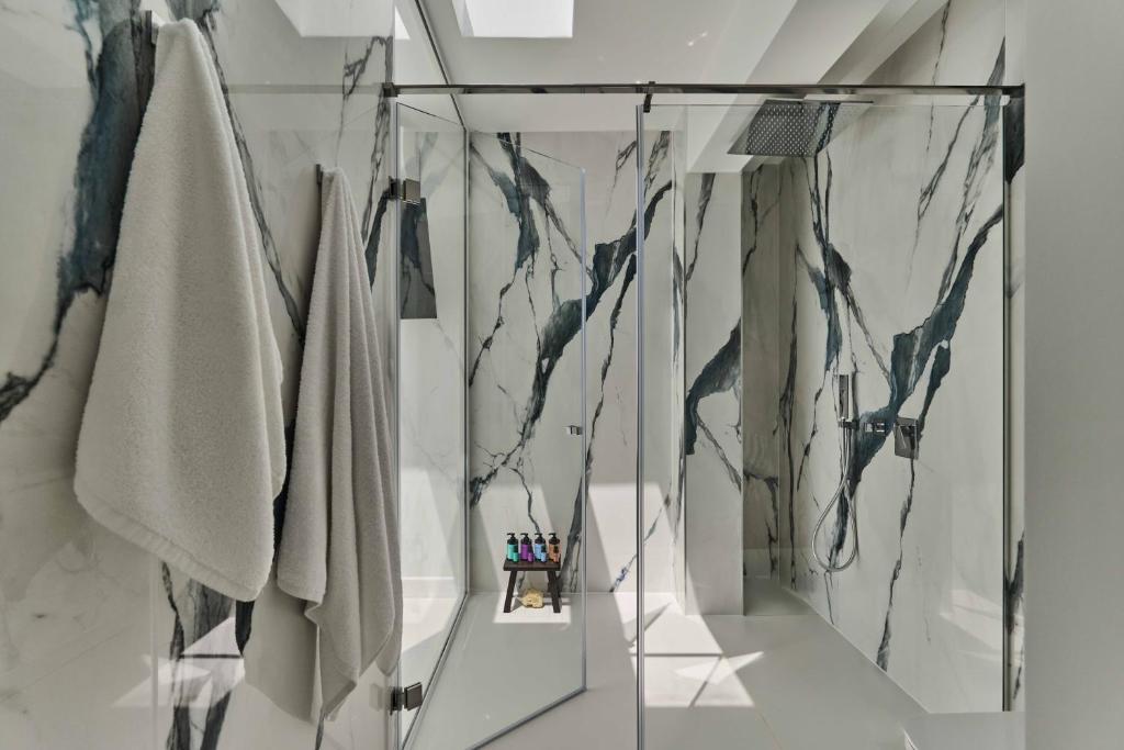 OLYN VILLAS, Nikiti (updated prices 2025)