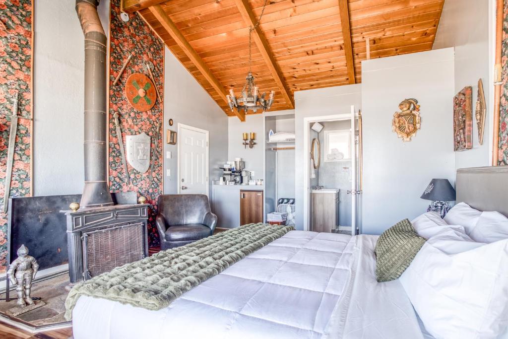 Moolack Shores Inn, Newport (updated prices 2025)