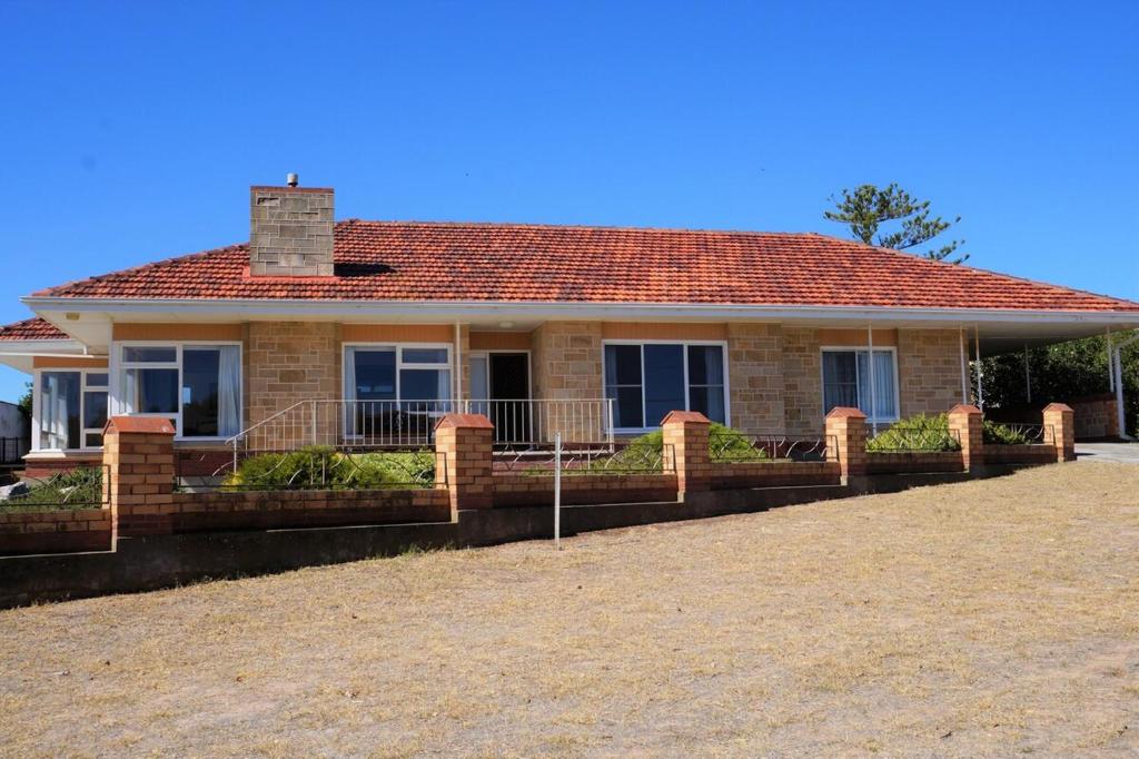 La Vita, Port Victoria (updated prices 2025)