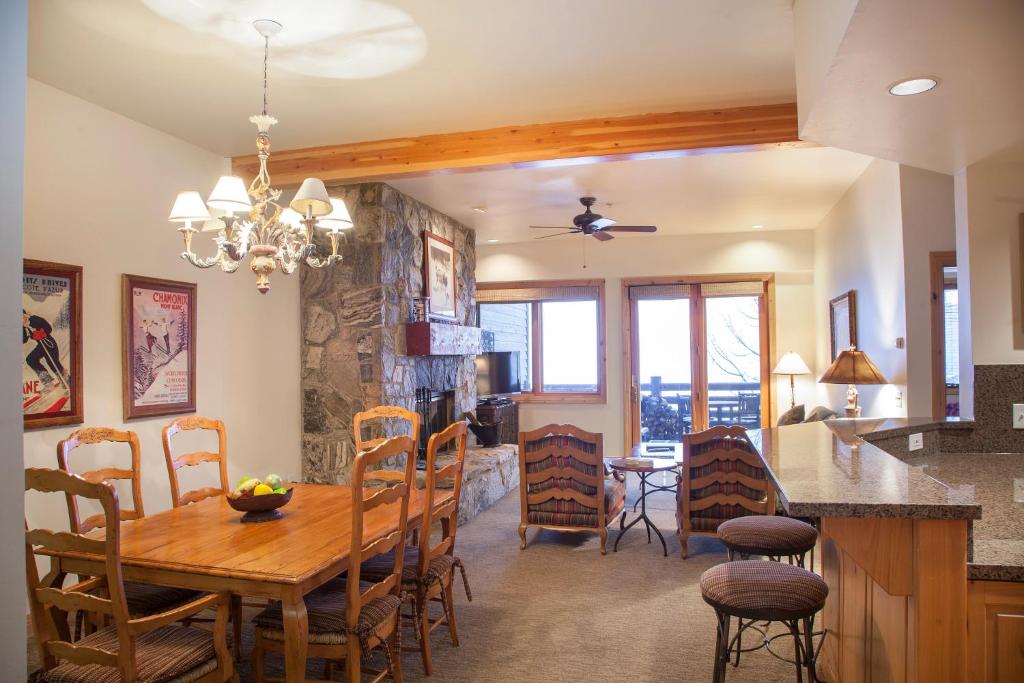 Trail's End Lodge At Deer Valley Resort - Two Bedroom Residence With ...