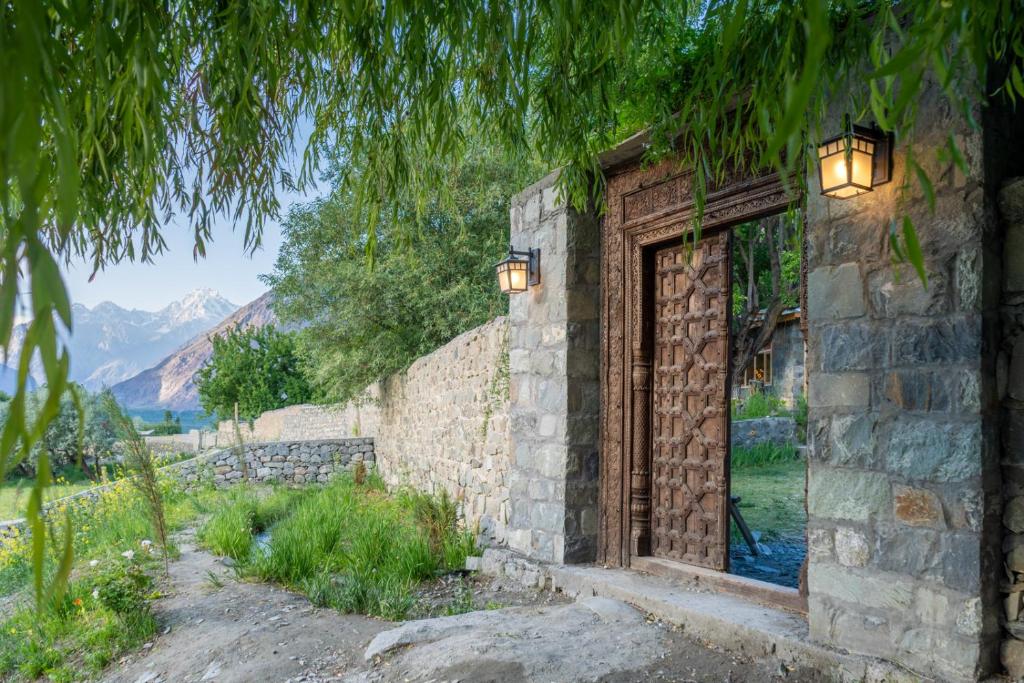 Coyote Den Ishkoman Travelers Hostel and Hotel, Chatorkhand (updated ...