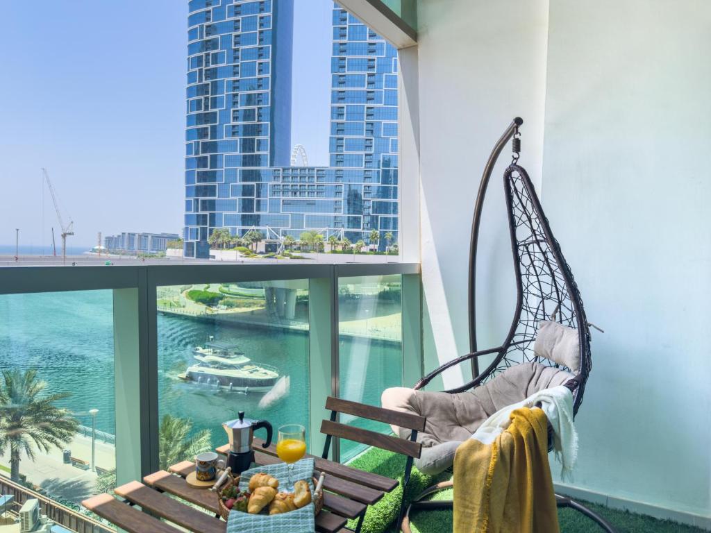 Luxury RoofTop Pool with Full Marina View 45 percent OFF, Dubai ...