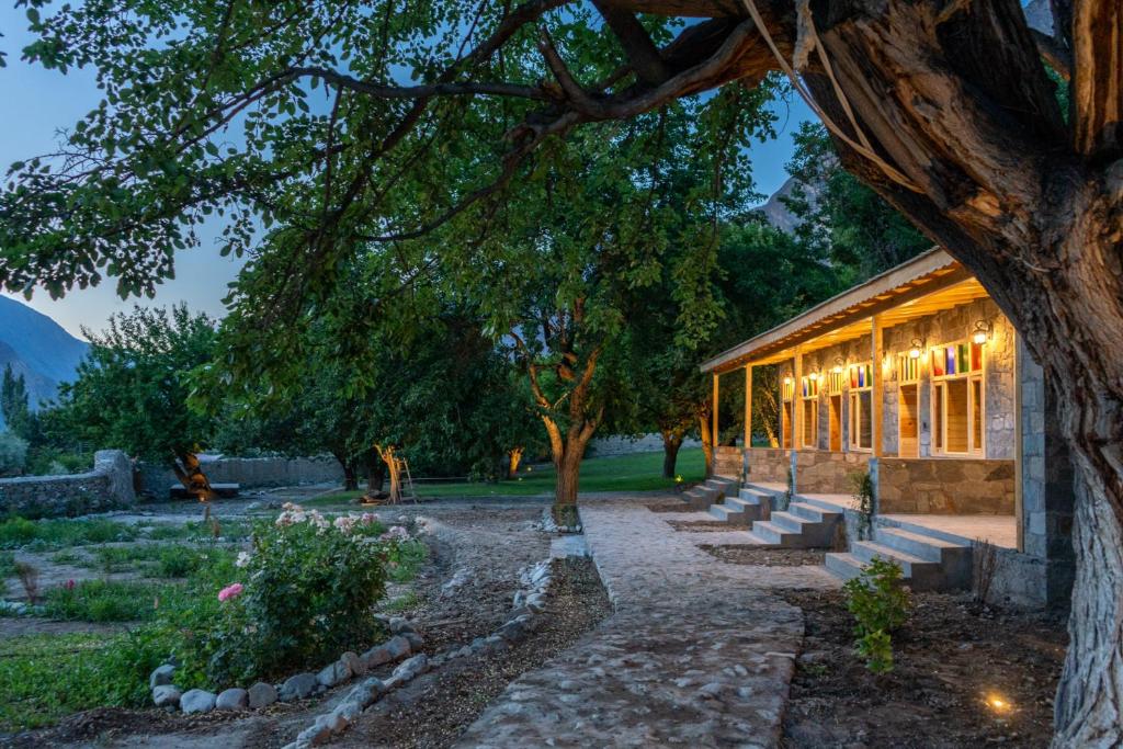 Coyote Den Ishkoman Travelers Hostel and Hotel, Chatorkhand (updated ...