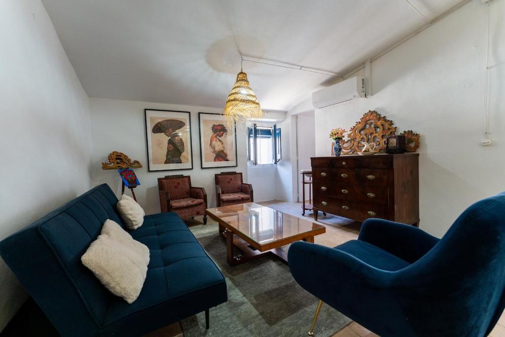 House in the center of Tossa de Mar, Тоса де Мар (обновени цени за 2025 г.)